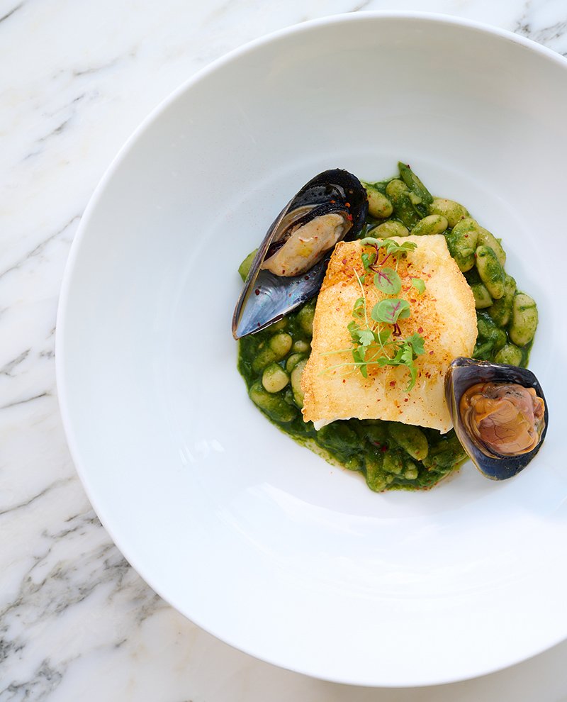 Rooftop Restaurant in Hong Kong | Popinjays | The Murray - Niccolo Hotels